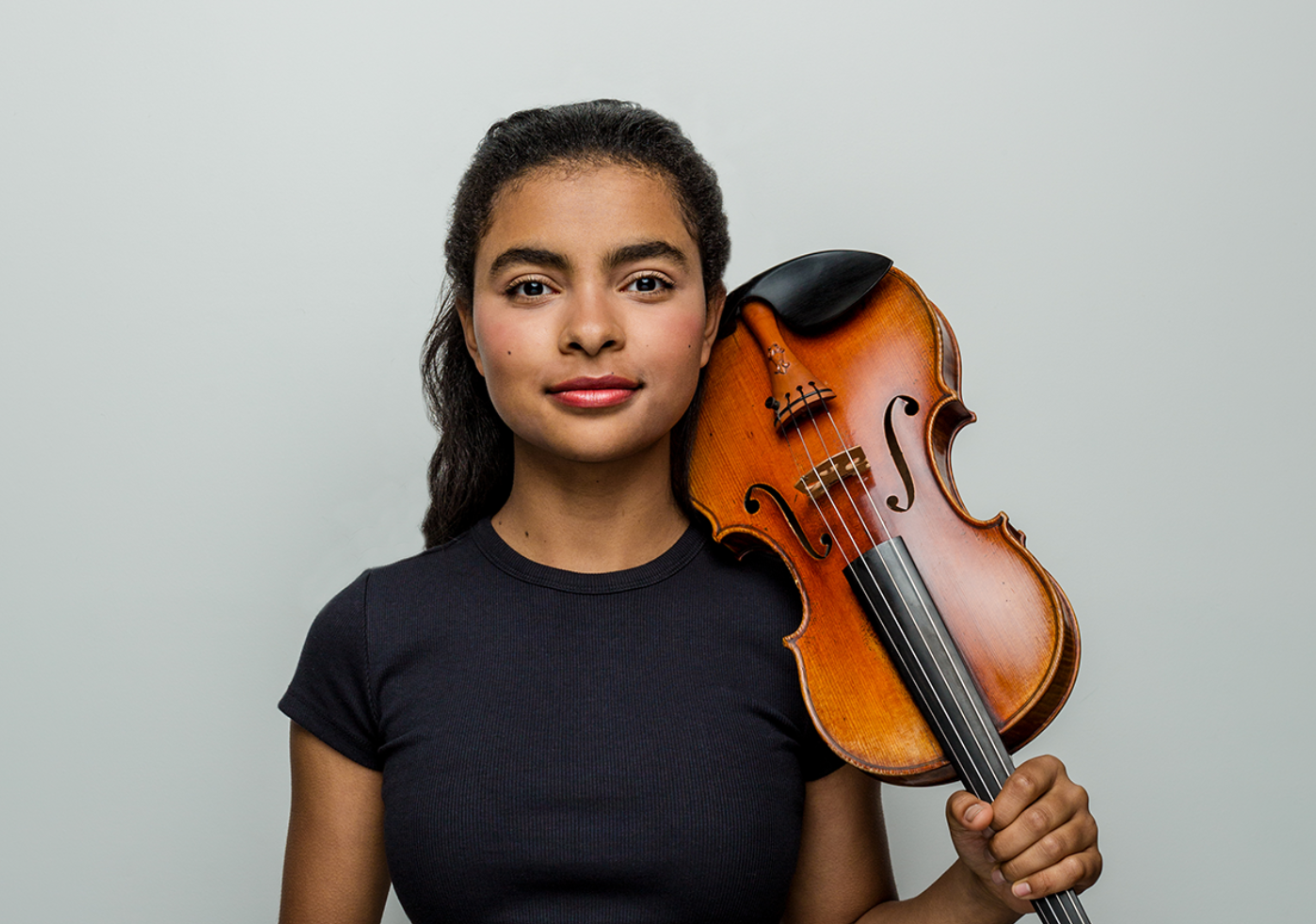 Pacific Symphony plays Mozart & Bruch with Amaryn Olmeda, violin | Soka ...